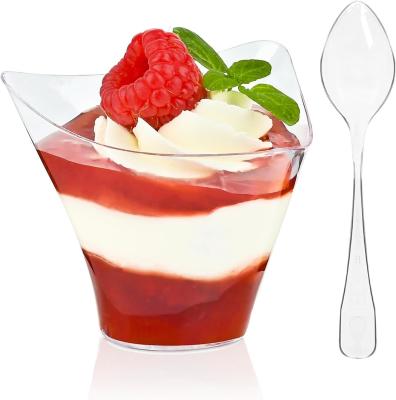 China Plastic Dessert Cups With Spoons, Irregular Triangular Mini Dessert Bowls For Party Trifle, Yogurt Parfait, Pudding, Appetizers for sale