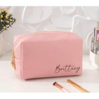 China Portable Makeup Bag Opens Flat Lay Makeup Bag With Strap For Travel Waterproof Anti-Dust Large Leather Cosmetic Bag For Women for sale