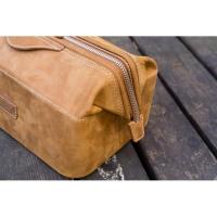 China Toiletry Bag, Factory Supply First Layer Cowhide Crazy Horse Leather Cosmetic Storage Bag High-End Toiletry Bag Leather DOPP KIT for sale
