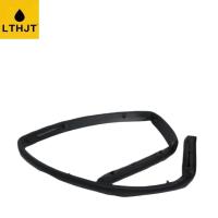 China Front Engine Hood to Radiator Weatherstrip Seal Strip for Toyota Sienna Hybrid 2.5L L4 2021-2025 Replace 53395-08020 for sale