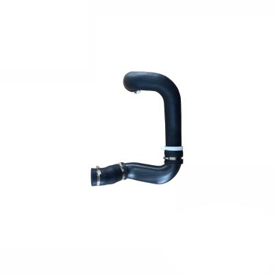 China LR002589 LR066429 Turbo Intercooler Hose Pipe for Freelander 2 LR2 2.2L 2006-2014 for sale