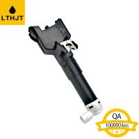 China Right Side Headlight Injection Lift Cylinder Spray Nozzle for Toyota Land Cruiser Prado 2009-2015 85207-60040 for sale