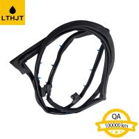 China 67871-60100 Auto Parts Rear Door Weatherstrip for Land Cruiser Prado 2003-2010 for sale