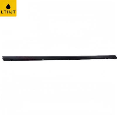 China 68171-0G010 68172-0G010 68173-0G010 68164-0G010 Door Glass Weatherstrip Prado 90 1996-2002 for sale