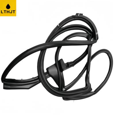 China 67861-0D120 67862-0D120 67871-0D100 67872-0D100 Door Weatherstrip Toyota RAV4 2013-2018 for sale