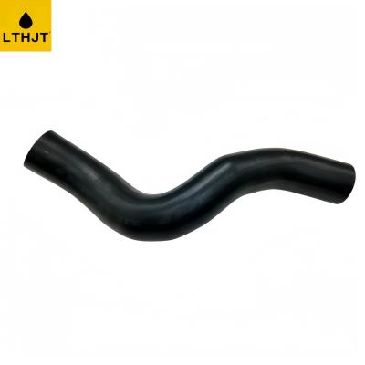 China 16572-51030 Lower Radiator Hose for Toyota Land Cruiser VDJ200 2007-2016 4.5L for sale