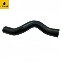 China 16572-51030 Lower Radiator Hose for Toyota Land Cruiser VDJ200 2007-2016 4.5L for sale
