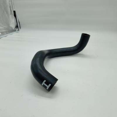 China 16572-0D080 Lower Radiator Hose for Toyota Corolla ZZE122 2001-2007 1.6L 1.8L for sale