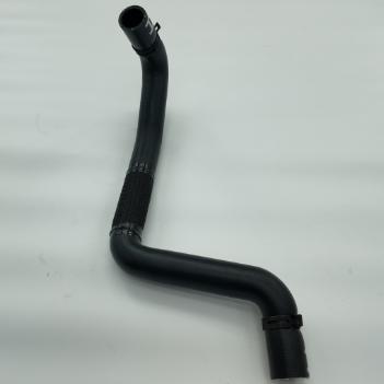 China 24566187 Upper Radiator Hose for Baojun 730 Baojun 560 Baojun 530 2015-2018 1.8L for sale