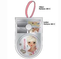 China 7P 0.2mm Cosmetic Toiletry Bag ECO Heat Seal PVC Button Pouch SGS for sale