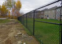 China Galvanized Chain Link Fence 1.2-5.0mm Wire Diameter with 0.5-5.0m Width Options for Industrial and Residential Use for sale