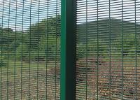 China 358 Anti Climb Security Fence 76.2mm x 12.7mm Mesh with 4mm Wire Diameter for High Protection for sale
