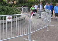 China Crowd Control Barrier 2.1x1.1m with Hot-Dipped Galvanized Finish and Multiple Frame Options for sale