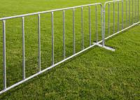 China Crowd Control Barrier 2.1x1.1m with Hot-Dipped Galvanized Finish and Multiple Frame Options for sale