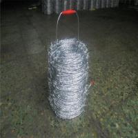 China 14x14 Galvanized Barbed Wire with 800-1200 N/mm² Tensile Strength and 3-6 Inch Barb Spacing for sale
