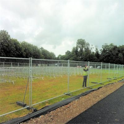China 6ft Temporary Fence Panel 1800-2100mm Height with 3-4mm Wire Diameter - Australian Standard Compliant for sale