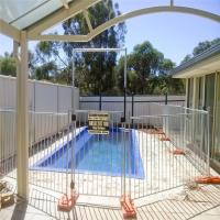China Australian Removable Swimming Pool Temporary Fence Panel 1800-2100mm Height with Anti-Climb Mesh for sale