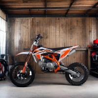 China 110 125cc Mini Moped Dirt Bike 4-Stroke Racing Sportbikes Starting System Kick Start for sale