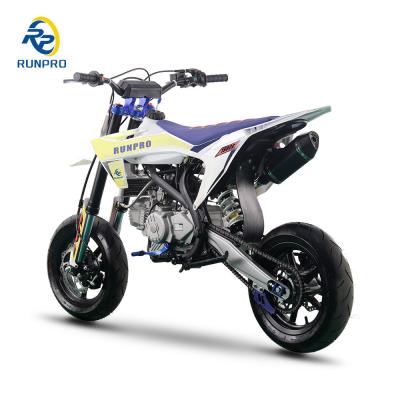 China Off-Road Dirt Moto from RUNPRO Supermotard 140cc/190cc Pit Bike Motard 12/12 Oil Cooler for sale