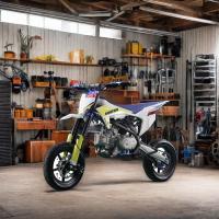 China Kick Start Mode 190CC Gas Motorcycle with Chain Drive Transmission and Electric Start for sale