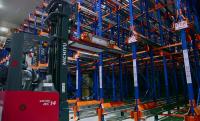 China Adjustable Dairy industrial Radio Shuttle Racking with forklift truck , 1500KG for sale