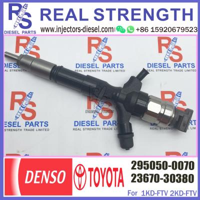 China Diesel Engine Fuel Injector 295050-0070 Common Rail Injetor 23670-30380 for TOYOTA 1KD-FTV for sale