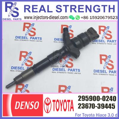 China Common Rail Injector Assembly 23670-39445 23670-30170 295900-0240 for Toyota 1KD Euro 5 Engine for sale