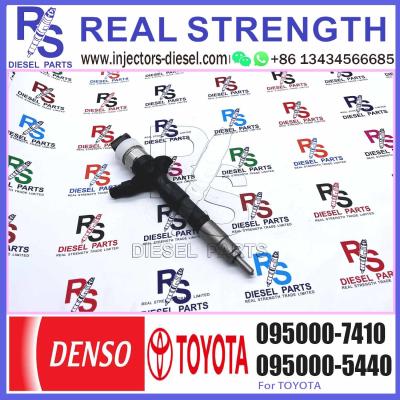 China 095000-7780 095000-6760 095000-7030 095000-7410 With injector nozzles 155P880 Diesel common rail fuel injector for sale
