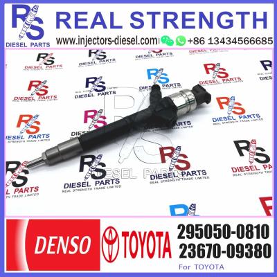 China Diesel Common Rail Fuel Injector 23670-0L110 295050-0810 for Densos Toyota 2KD FTV Engine for sale
