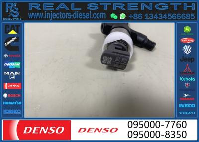 China Wholesale Price New Diesel Engine Fuel Injectors 23670-30300 23670-30400 23670-0L010 095000-7760 23670-09060 Dens for 2.5D for sale