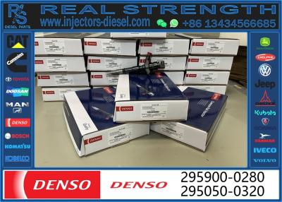 China Common Rail Diesel Fuel Injector 23670-30450 295900-0280 23670-30440 295900-0240 for sale