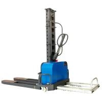 China Lifting 1500mm Portable Stacker 500kg Lightweight Retractable Legs Electric Handling Forklift for sale