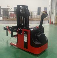 China 1000kg 1000mm-4500mm Roll-Up Paper Handling Lifter with paper reel clamp insert paper roll for sale