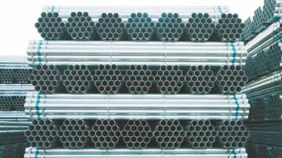 China ASTM GI Steel Pipe Hot Dipped Galvanized Round Tube 20-405mm OD for Liquid Delivery for sale