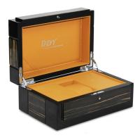 China Custom Black Wooden Watch Storage Box with Glossy Lacquer Finish - FSC Certified Sustainable Materials & Custom Dimensions for sale