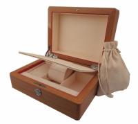 China Square Vintage Watch Display Case with Matte Finish Velvet Lining - Drop Proof Wooden Box with Custom Logo Option for sale