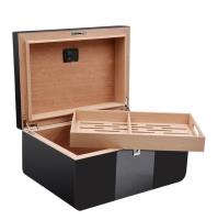 China Custom Black Wood Cigar Humidor Box 50 Capacity with Silk Screen Logo and Wooden Tray for sale