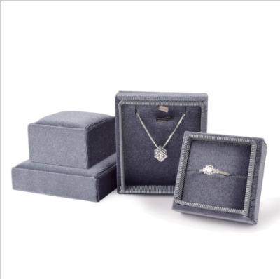 China FSC Certified Luxury Leather Jewelry Storage Box with 2-5mm MDF Board and Custom Hot Stamping for Ring Presentation for sale