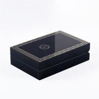 China Custom Logo Luxury Wooden Perfume Gift Box with Magnetic Closure 90° Gloss for sale