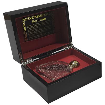 China Luxurious Piano Lacquer Wooden Perfume Box with Magnetic Closure FSC Certified for sale
