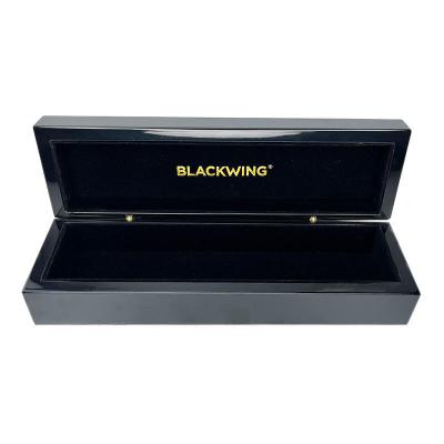 China Custom Logo Luxury Pen Box with Lacquer Finish & Velvet Lining - Executive Gift Packaging 12x8x4cm for sale