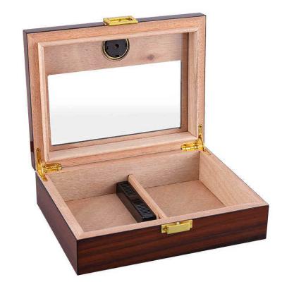 China Luxury Spanish Cedar Wood Cigar Humidor Box 50 Capacity Custom Logo Silver Hinges Lacquer Finish for sale