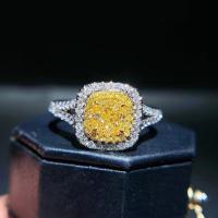China Initial Payment 18K Lab Diamonds Ring and Yellow Diamond Dual Purpose Ring and Pendant for sale