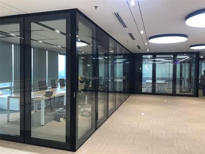 China 10mm Movable Glass Partition Walls with Aluminum Frame - Customizable Office Dividers for Commercial Spaces for sale