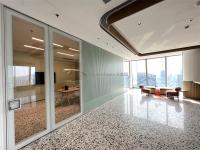 China Movable Glass Partition Walls 10mm Thickness with Aluminum Frame - Soundproof Office Dividers for sale