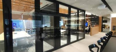 China Fireproof Aluminum Alloy Office Partition Wall with Tempered Glass - Easy Installation for Commercial Spaces for sale