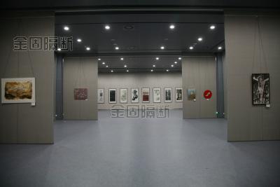 China Customized Size Operable Partition Wall for Exhibition Centers Magnetic Sealing System and Mechanical for sale