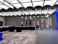 China Banquet Halls Movable Partition Wall with MDF Surface and Up To 43-50dB Soundproofing for sale
