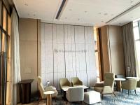 China Manual Dividing Partition Wall Incorporating Wood Veneer Panel Surface Providing Flexible and Space Division for Commercial for sale