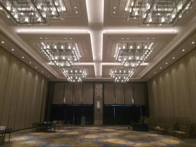 China Aluminum Alloy Frame And Tempered Glass Panel Hotel Partition Wall Customized Easy And Quick Installation Ideal For Modern Commercial Spaces for sale